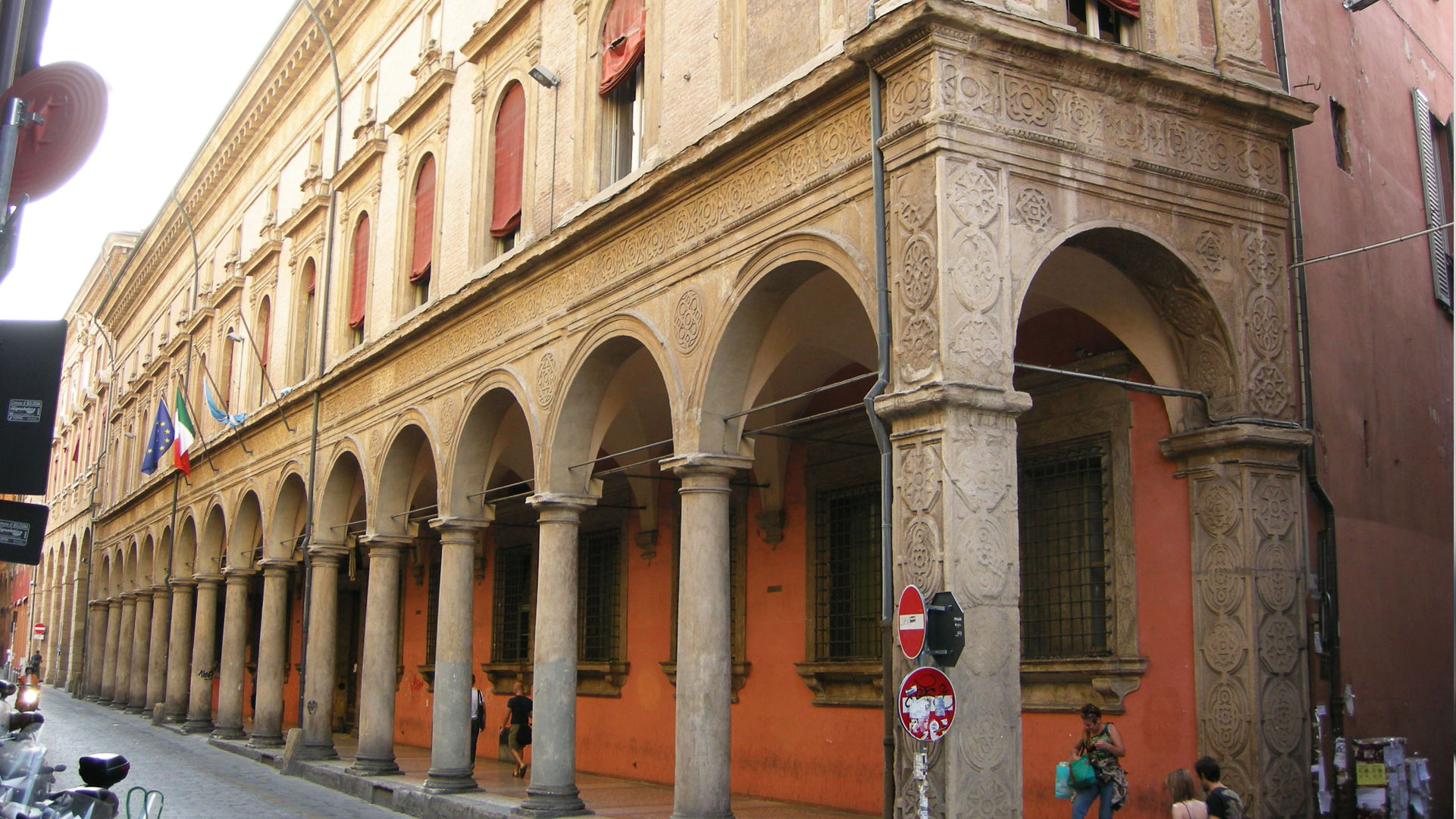 Intelligenza artificiale e competenze, le iniziative formative di Unibo ...