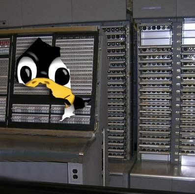 Linux su mainframe o su server distribuiti? I pro e i contro di un data ...